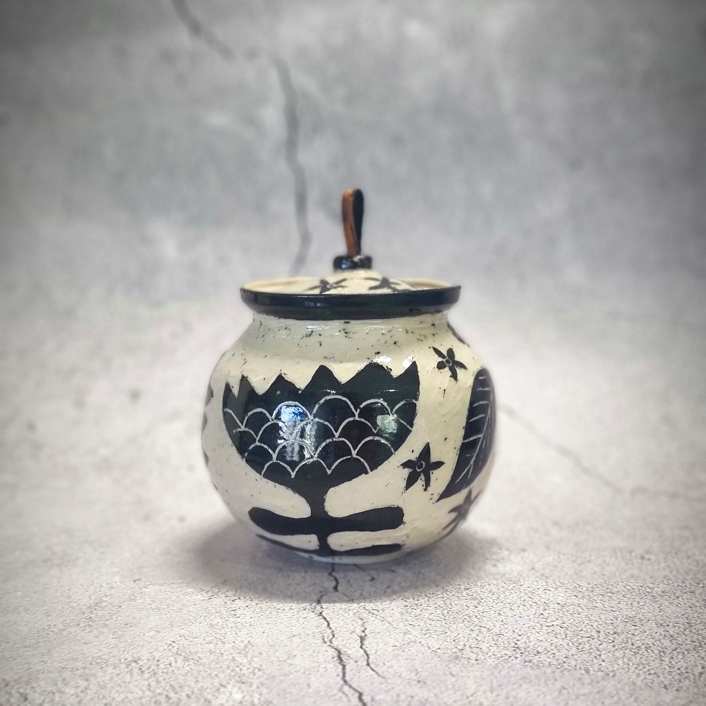 Lidded Vessels – Donna Saunders Ceramics